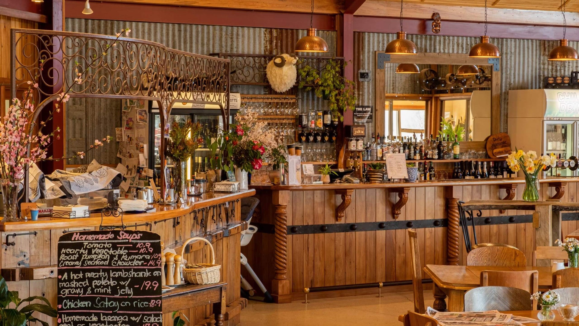 Cafe – The Wrinkly Rams